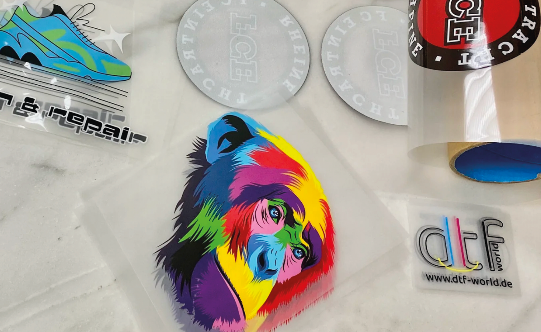 UV-DTF Transfers & Rub-On Aufkleber bestellen | DTF-WORLD.de